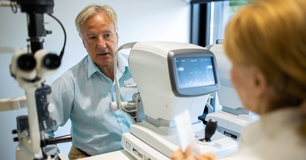 Cystoid Macular Degeneration: Causes, Symptoms, Treatment