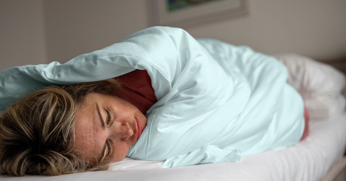 How to Relieve Hemorrhoid Pain at Night: Treatments, Remedies