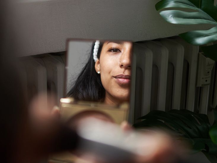 What Are the Signs of Scleroderma on the Face?