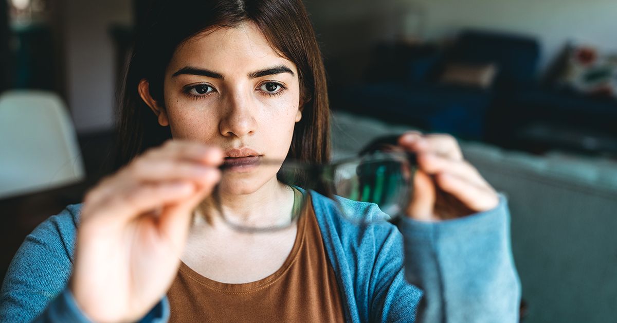 MS Eye Symptoms: Vision Problems, Blindness, and More