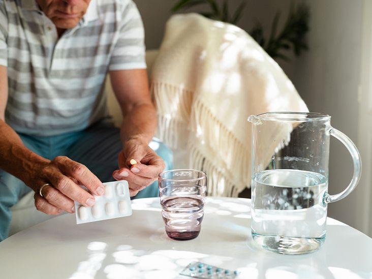 Treatment for Microscopic Colitis: Medications, Diet, and More