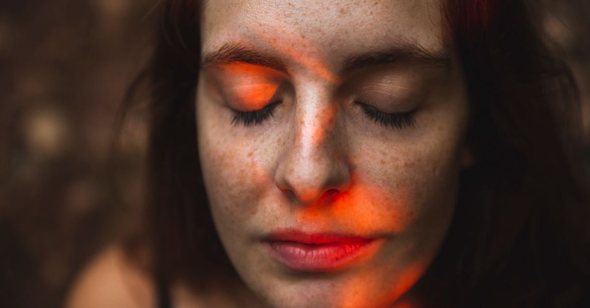 What Causes Ocular Migraine? Causes, Treatment, and More