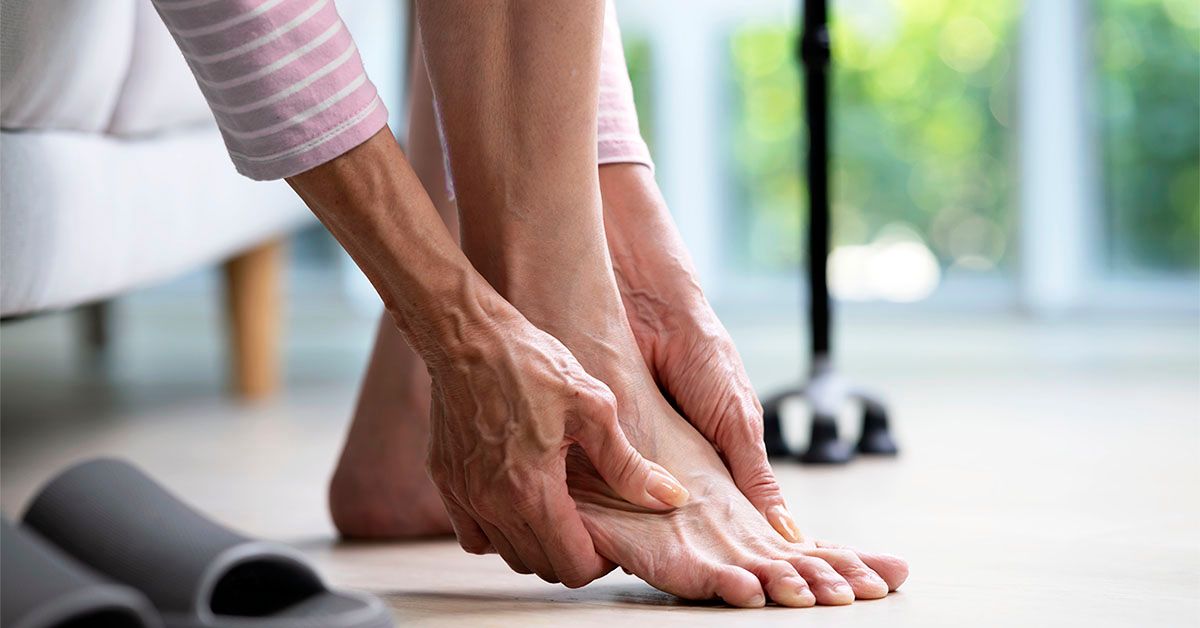 Dizziness and Tingling in Hands and Feet: Causes, Getting Help