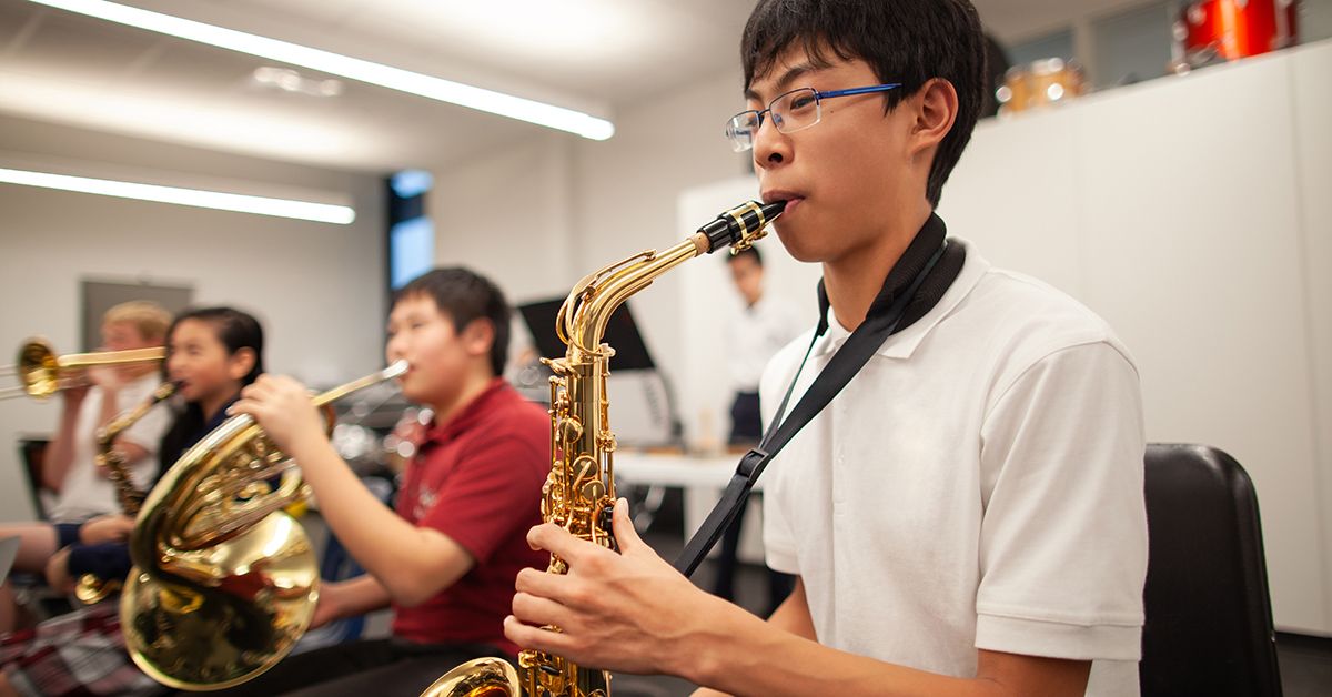 ADHD and Music Lessons: Pros, Cons, and Types of Activities