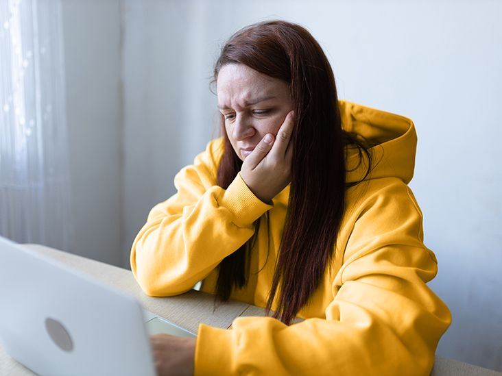 Bulimia Jaw: Symptoms, Tips for Relief, Medical Care, Outlook