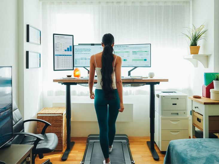 Walking Pad vs Treadmill: Key Differences and How to Choose One