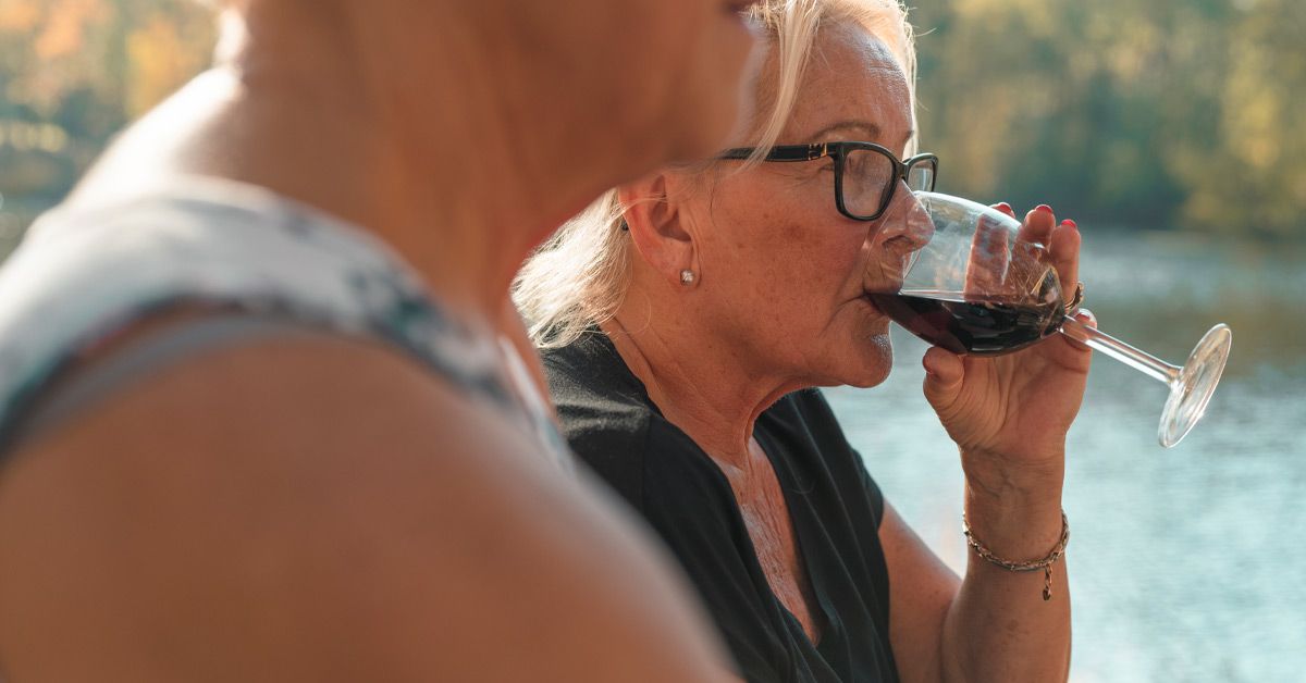 Alcohol and Aging: Effects and Healthier Choices for Older Adults