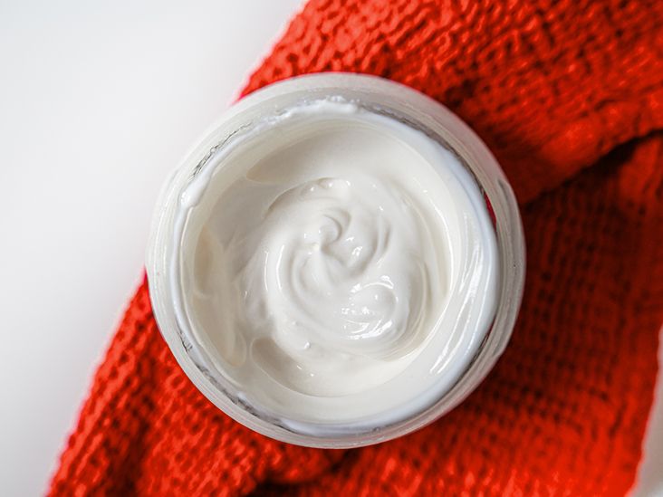 Health Benefits of Yogurt: Nutrition, Protein, and Probiotics