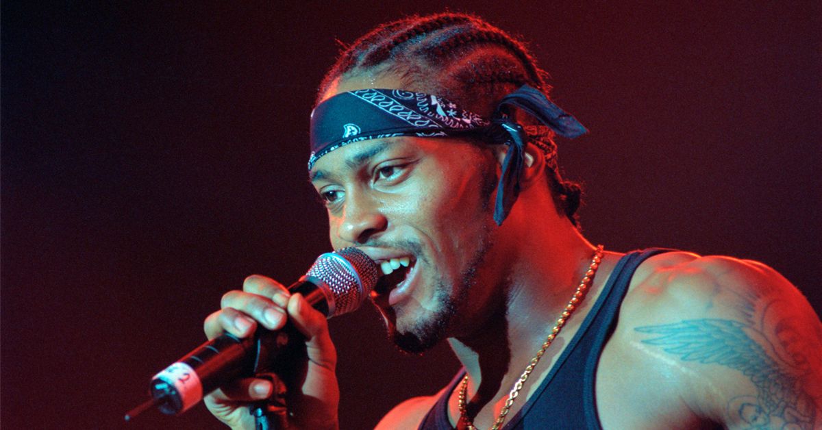 R&B Singer D’Angelo Dead at 51 After Battle With Pancreatic Cancer