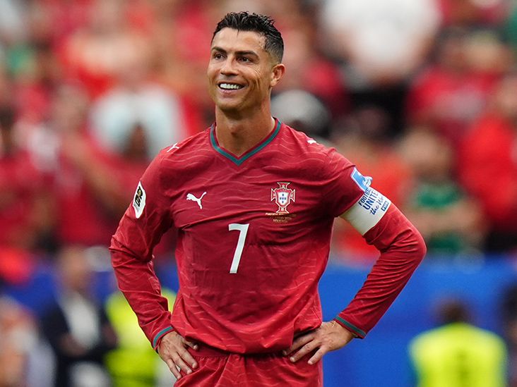 how-to-adapt-cristiano-ronaldo-s-workouts-fitness-expert-weighs-in