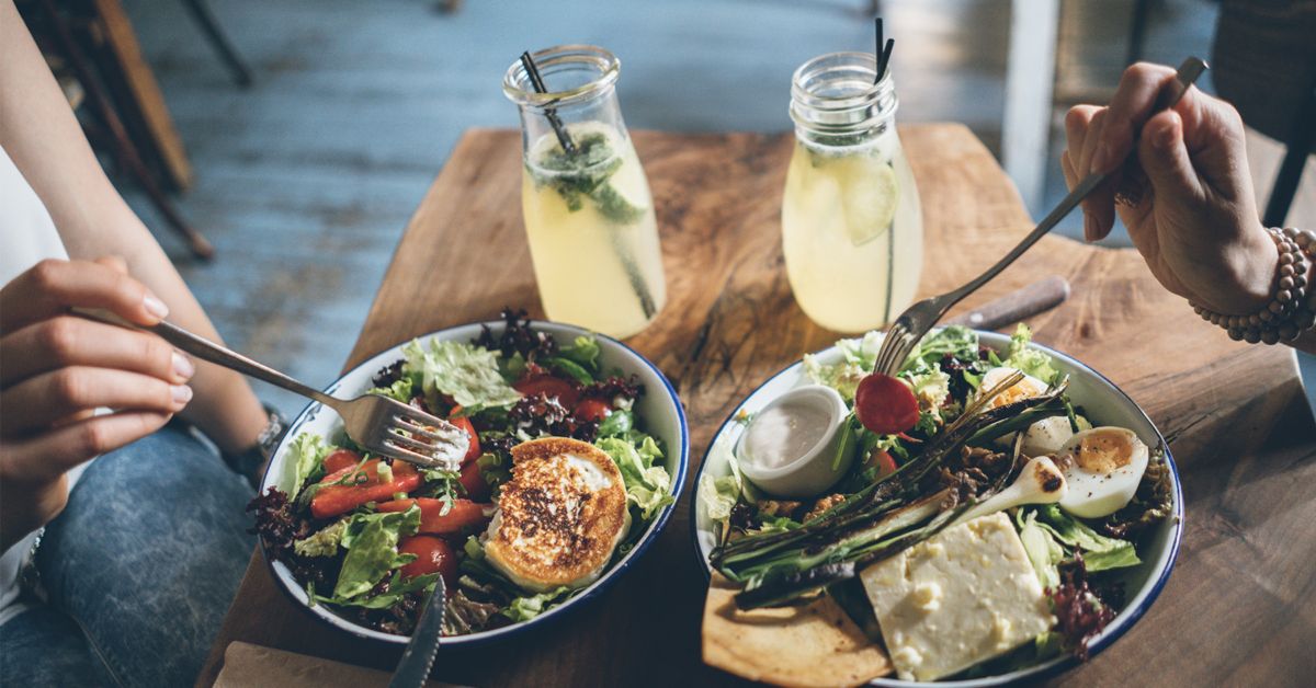 The Keto Dieter's Guide to Dining Out