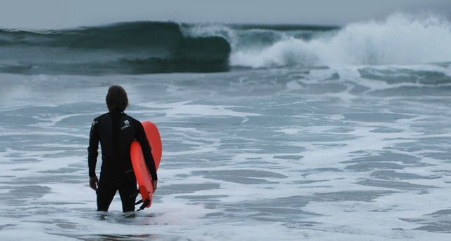 Taking a Trip to the Beach? Why Not Try Surfing?