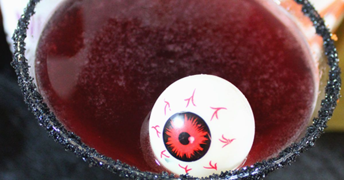 Halloween Cocktails to Get You in the Spooky Spirit