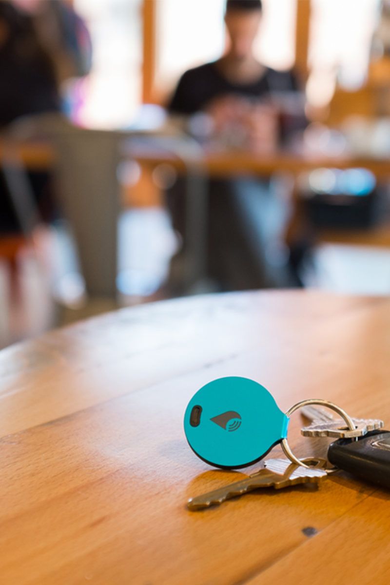 TrackR Bravo: The Device That Stops You From Losing Anything