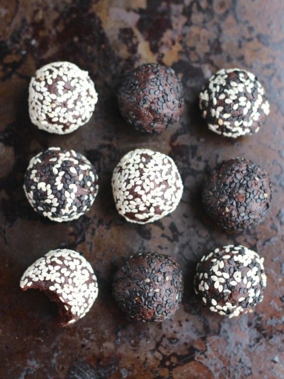 33 Energy Balls Recipes That Make Delicious Grab-and-Go Snacks