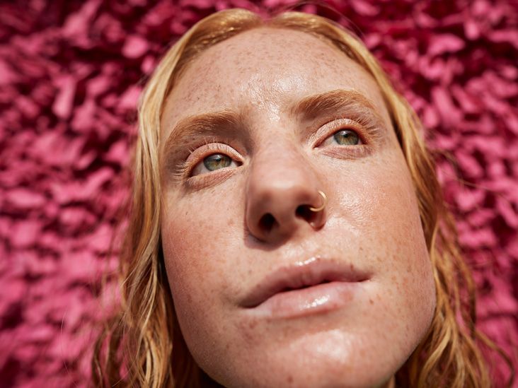 What Does Retin A Do? Benefits, Uses and Side Effects