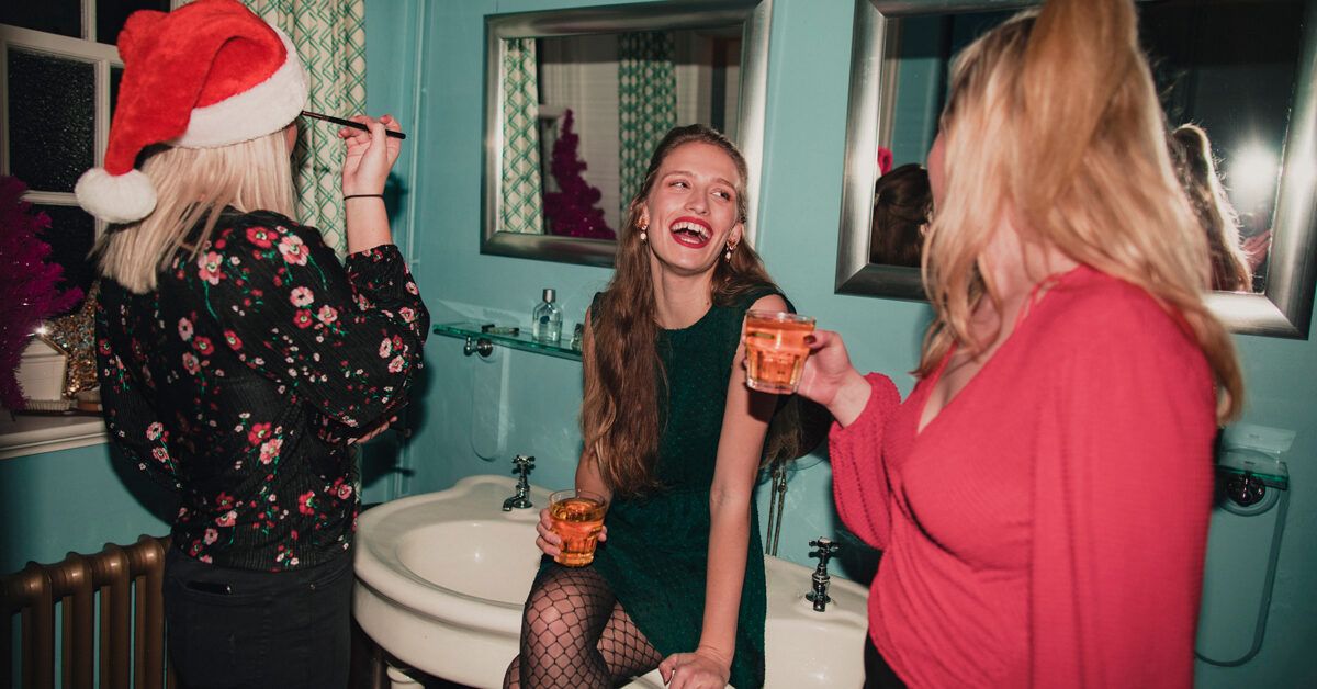 9 Health Benefits of Vodka: Science-Backed Uses and Risks