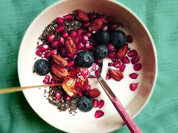 How to Make Yogurt: Ingredients, Steps, Safety