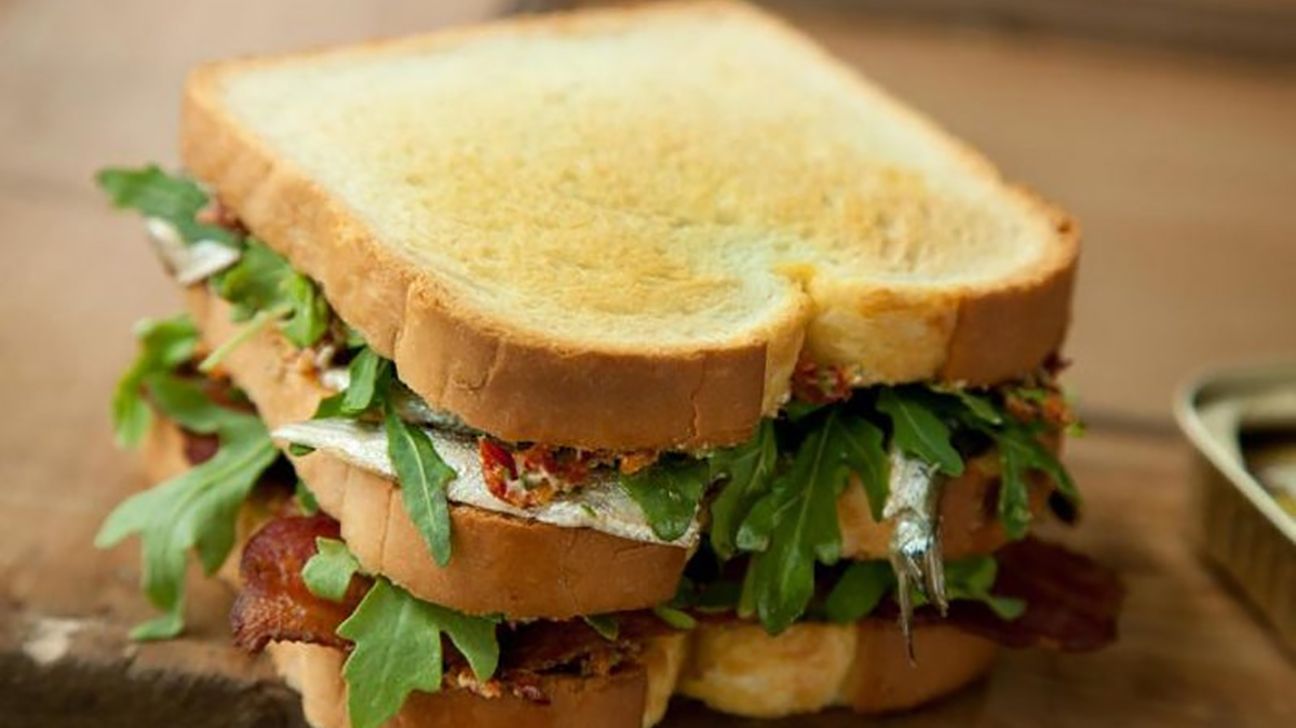 How to Eat Sardines: 15 Creative and Delicious Snack Ideas