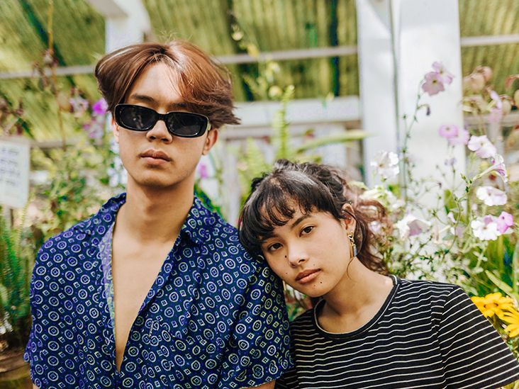 7 Stages of Getting Back with an Ex: A Guide to Reconnect