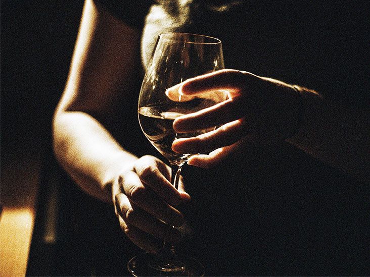 Crohn's disease and alcohol: What to know