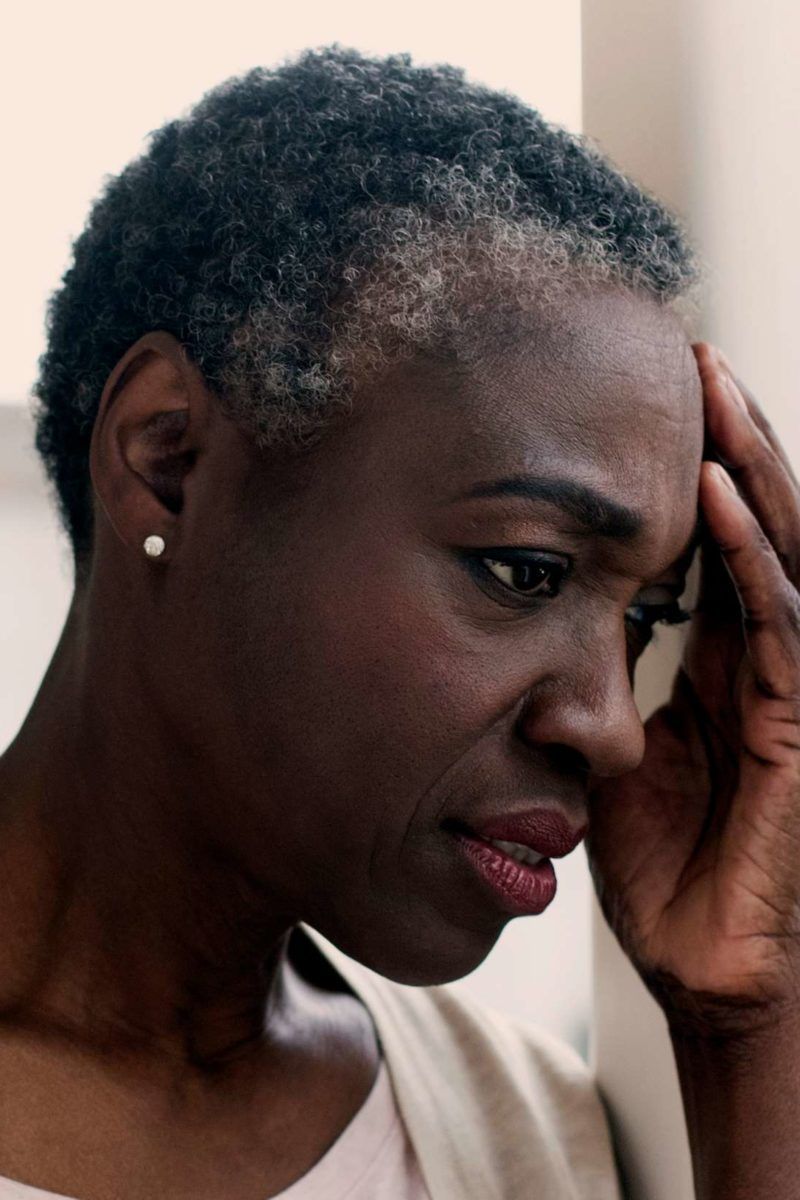 Numb face: 5 causes and what to do