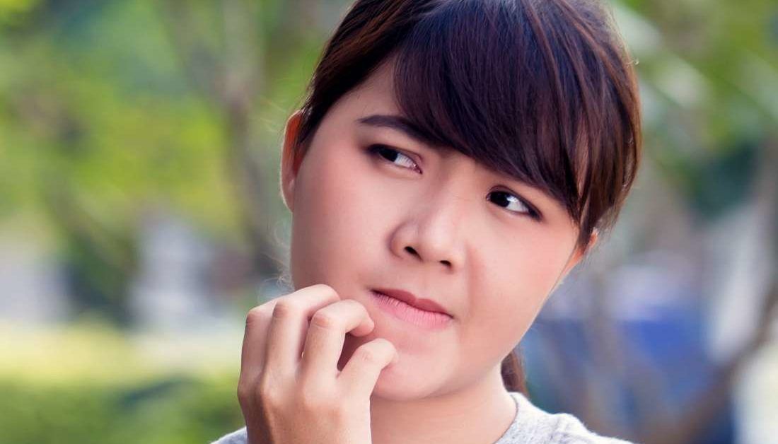 Itchy face: Causes, symptoms, and treatment