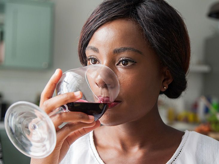 Alcohol and heartburn: Causes and prevention