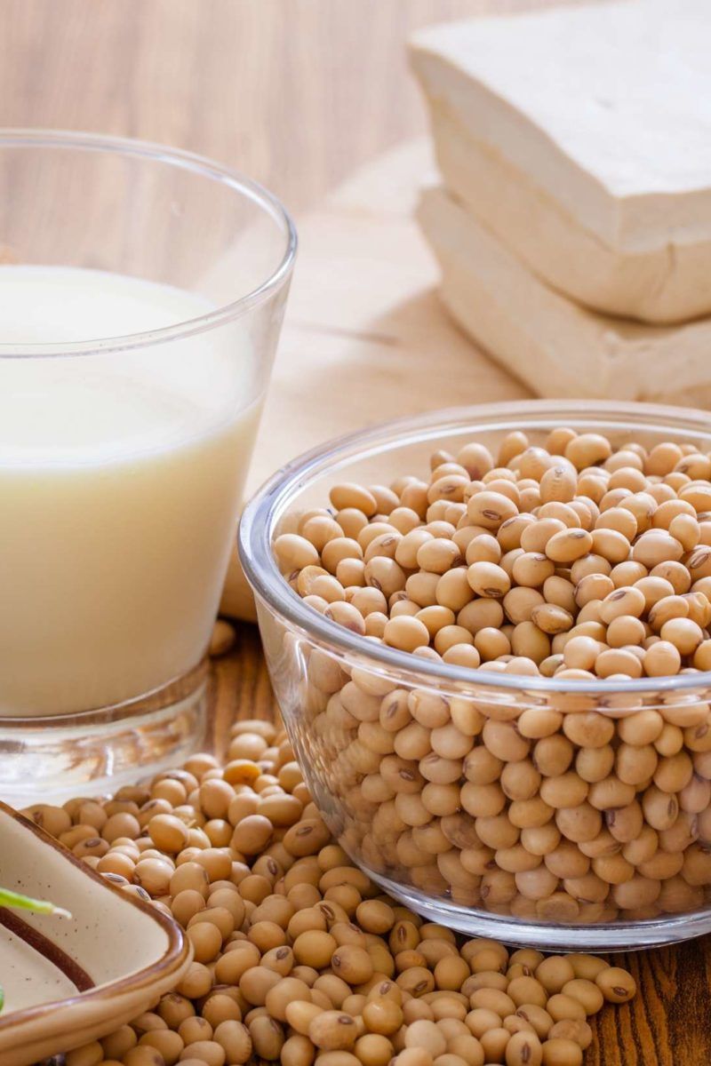 Phytoestrogens: Benefits, risks, and food list