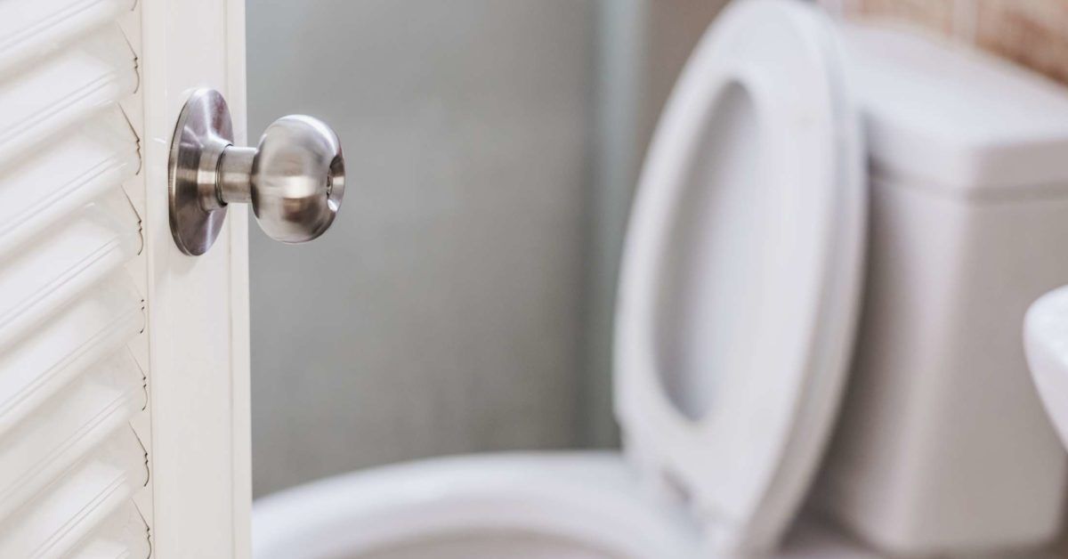 How to make yourself pee: 9 remedies and techniques