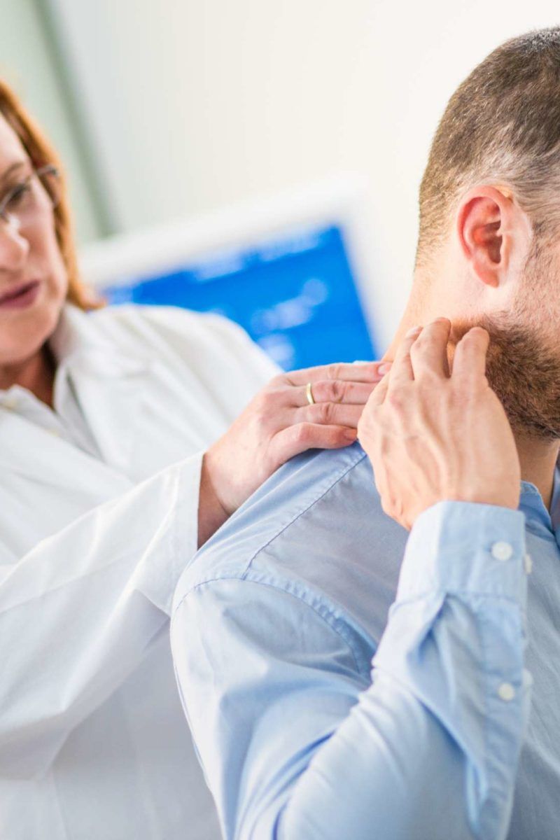 Black neck: Causes, symptoms, and home remedies