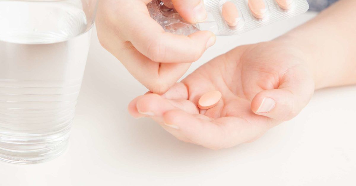 Sumatriptan: Side effects, dosage, uses, and more