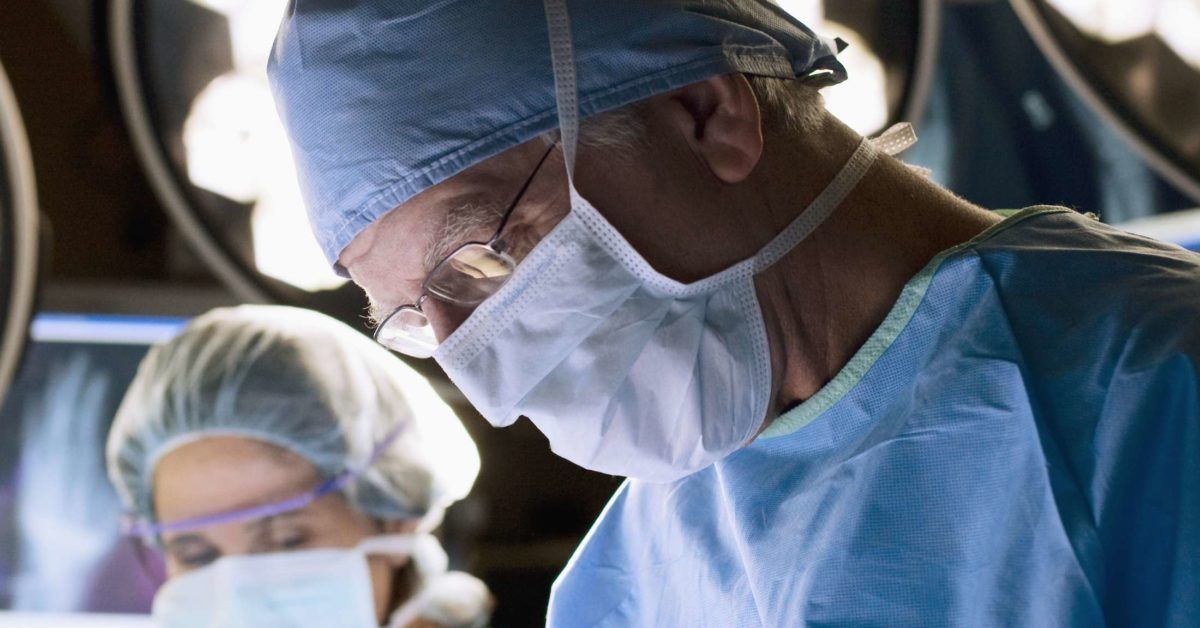 Thyroid gland removal: Procedure, side effects, and recovery