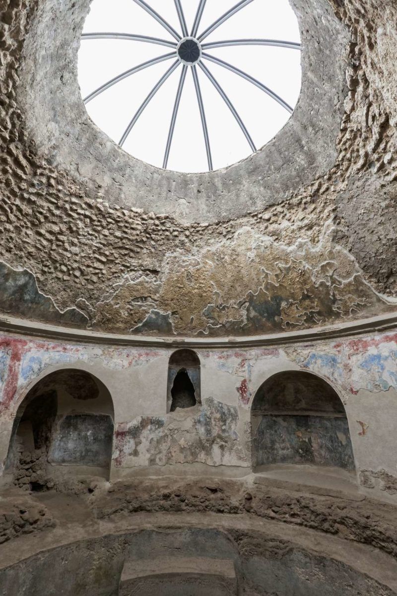 Ancient Roman medicine: Influences, practice, and learning