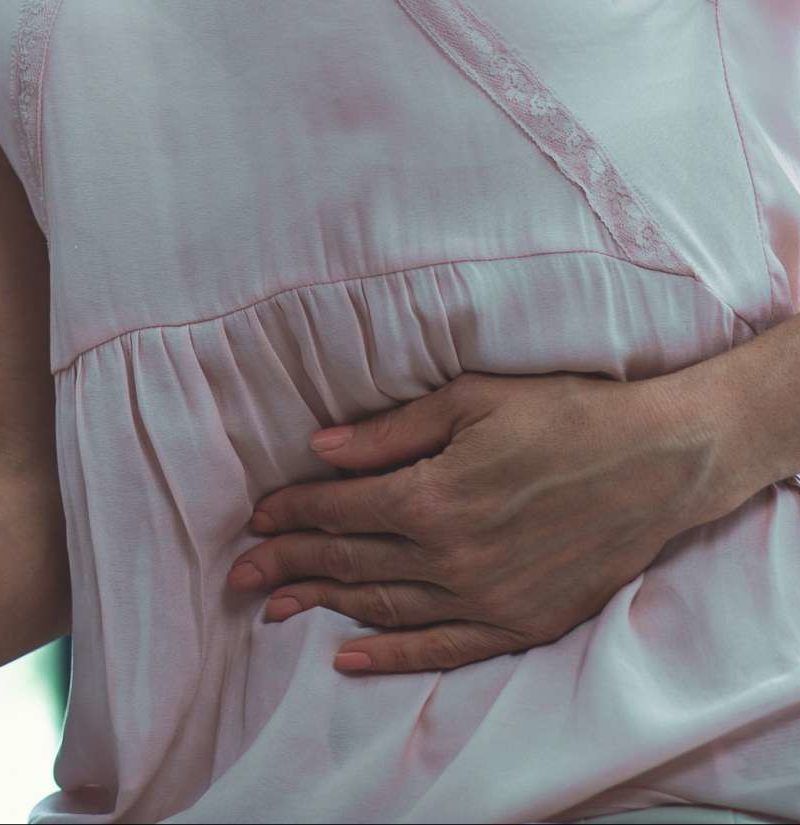 Stomach pain and chills: 12 causes
