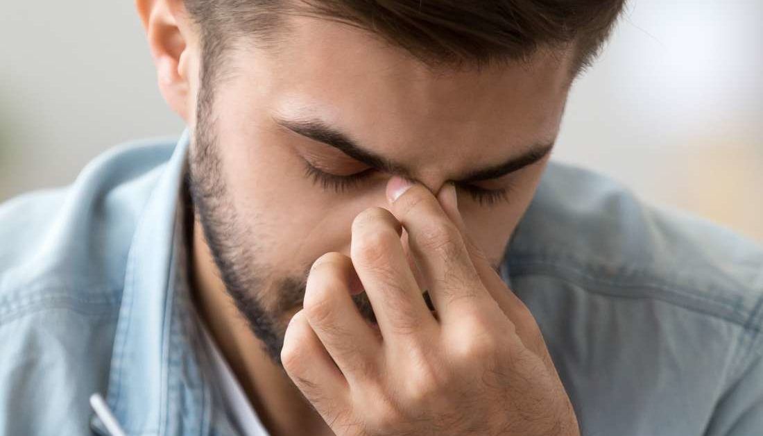 Bridge of nose pain: Causes and treatment