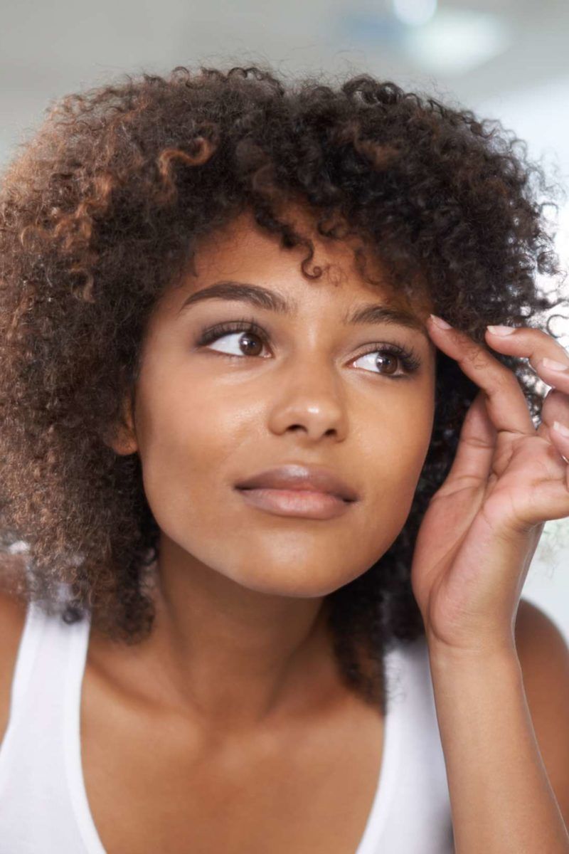 Eyebrow hair loss: Causes and treatments