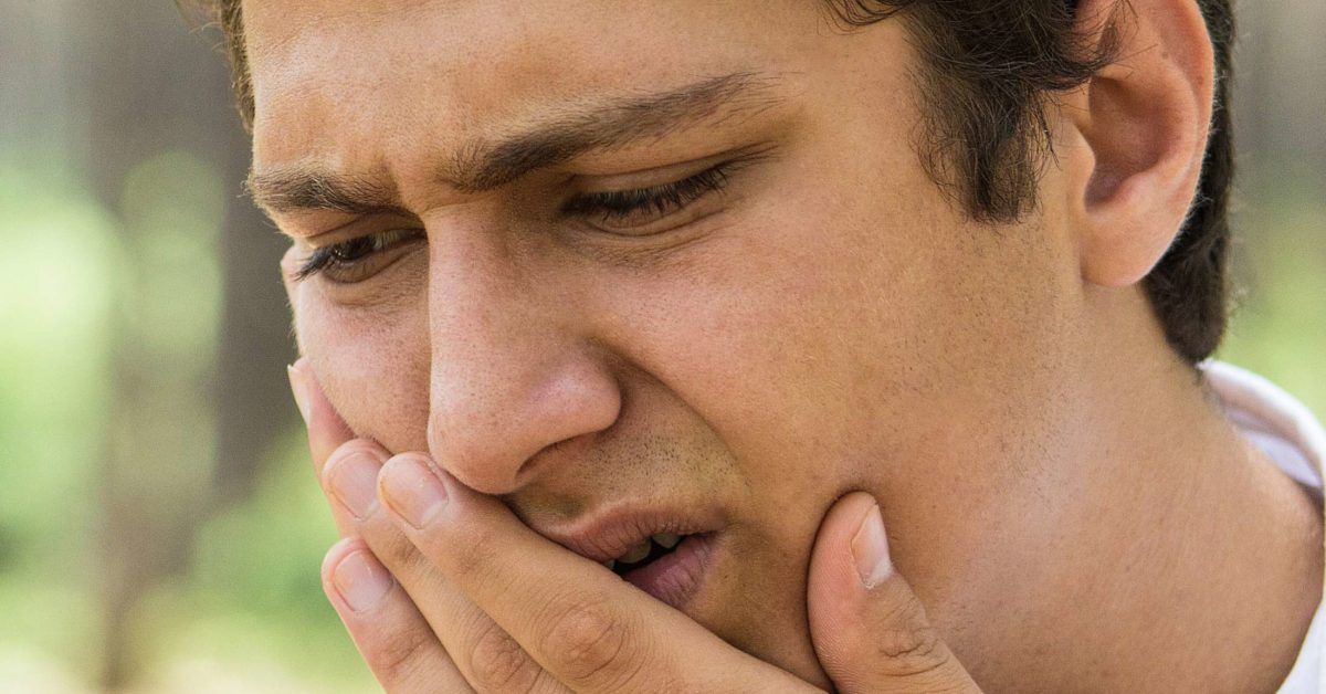 Tight jaw: Causes and how to relieve tension