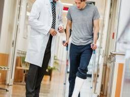 What is a spiral fracture? Causes and treatment
