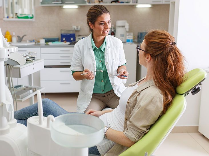 Wisdom tooth infection: Symptoms, causes, and how to treat it