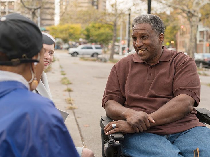 Do veterans need Medicare? Plans, differences, and costs