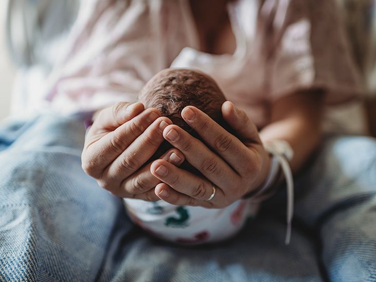 Infected umbilical cord: Signs and what to do