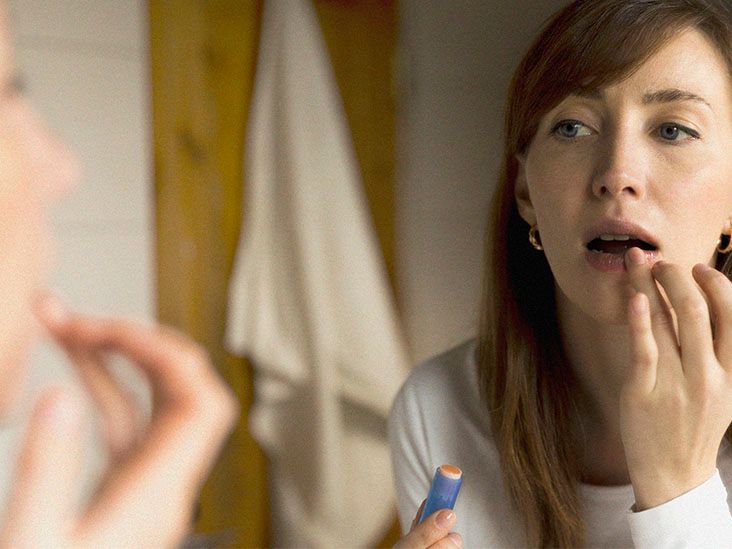 Acyclovir side effects: Common, rare, and when to see a doctor