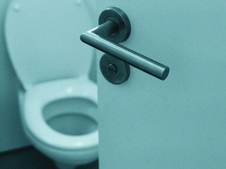 Smelly urine: Causes, other symptoms, treatment, and more