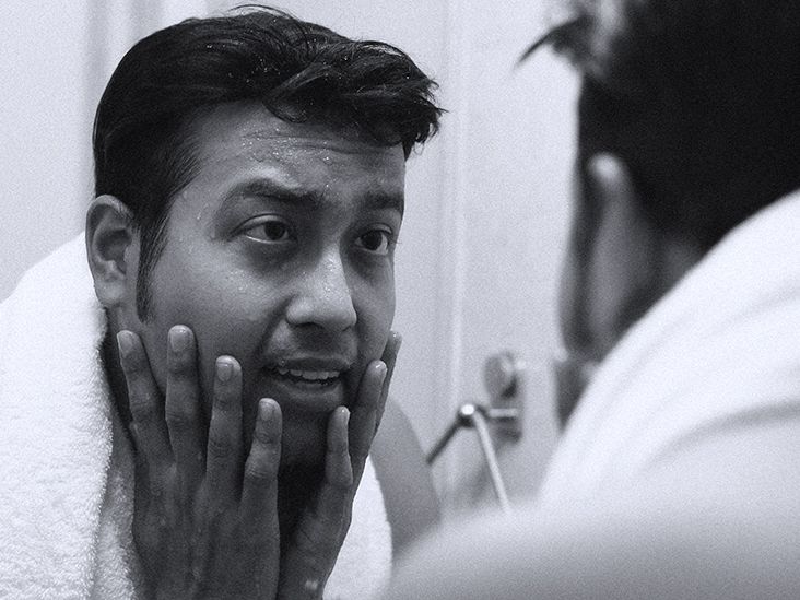 Puffy face in the morning: Causes, treatments, and prevention