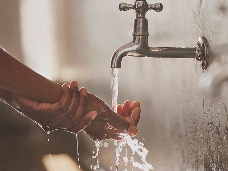 Burned finger: Symptoms, severity, treatment, and when to see a doctor