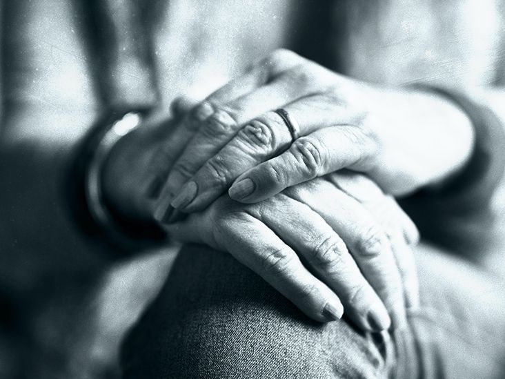Paxil withdrawal: Symptoms and what to expect