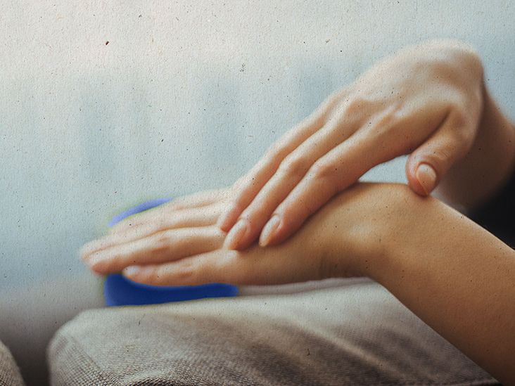 Blue Star Ointment for psoriasis: Benefits, risks, and more