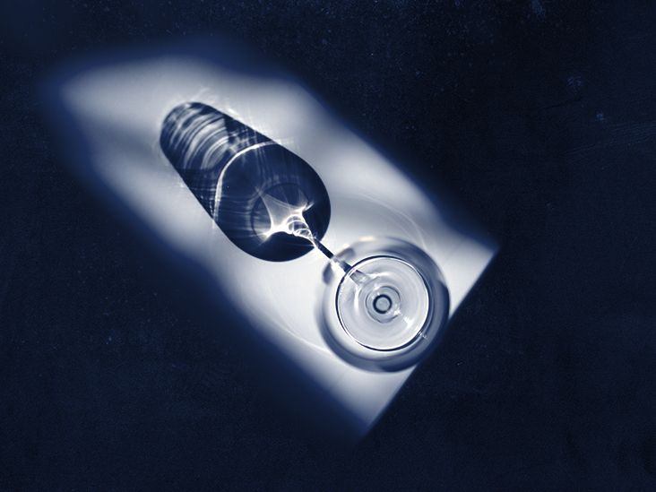 Alcohol and opioid use: Risks, side effects, and more