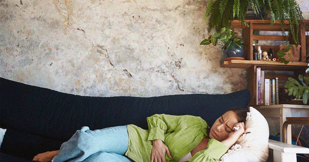 Stomach flu: Symptoms, causes, and treatment